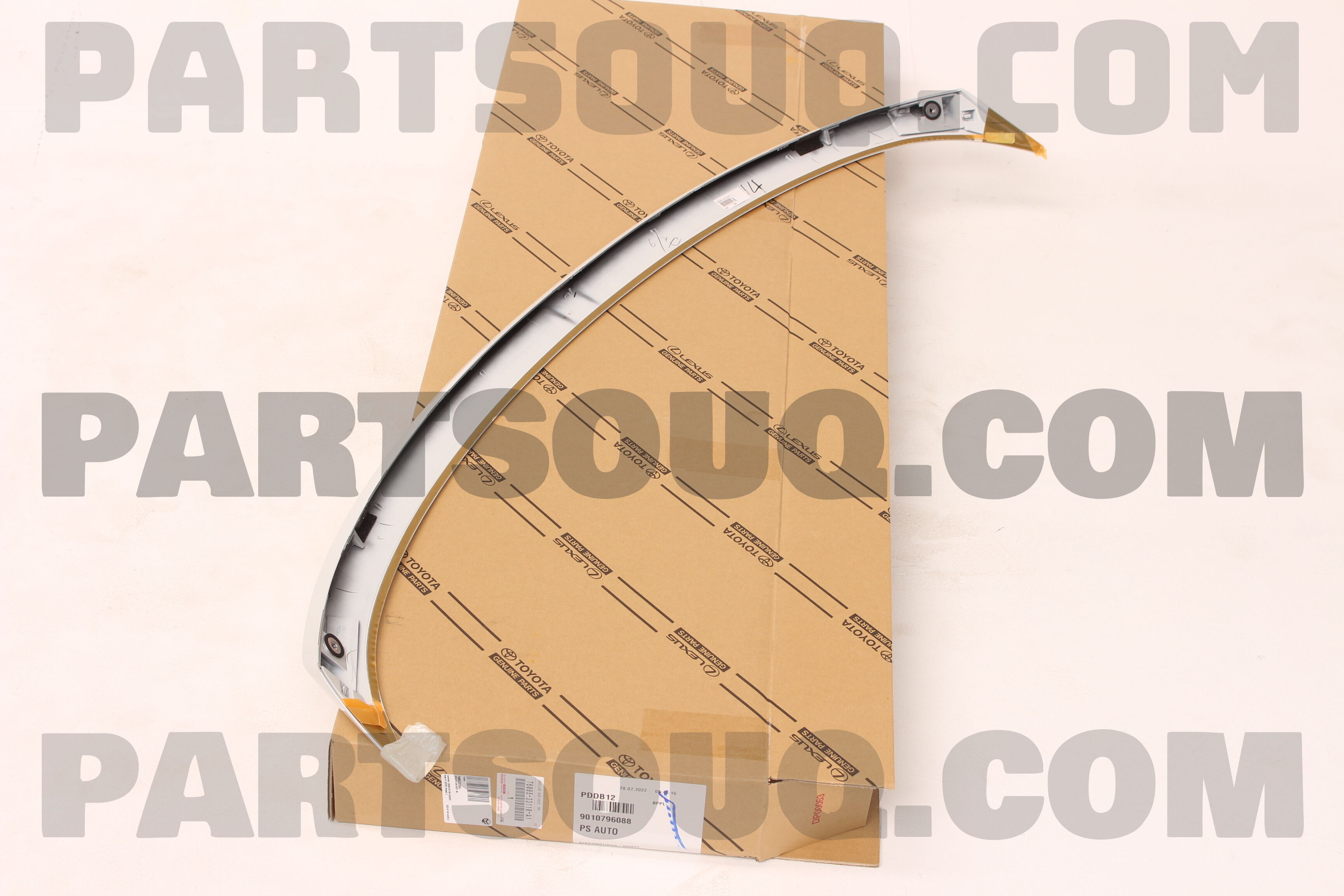 SPOILER SUB-ASSY RR 7608533110A1 | Toyota Parts | PartSouq