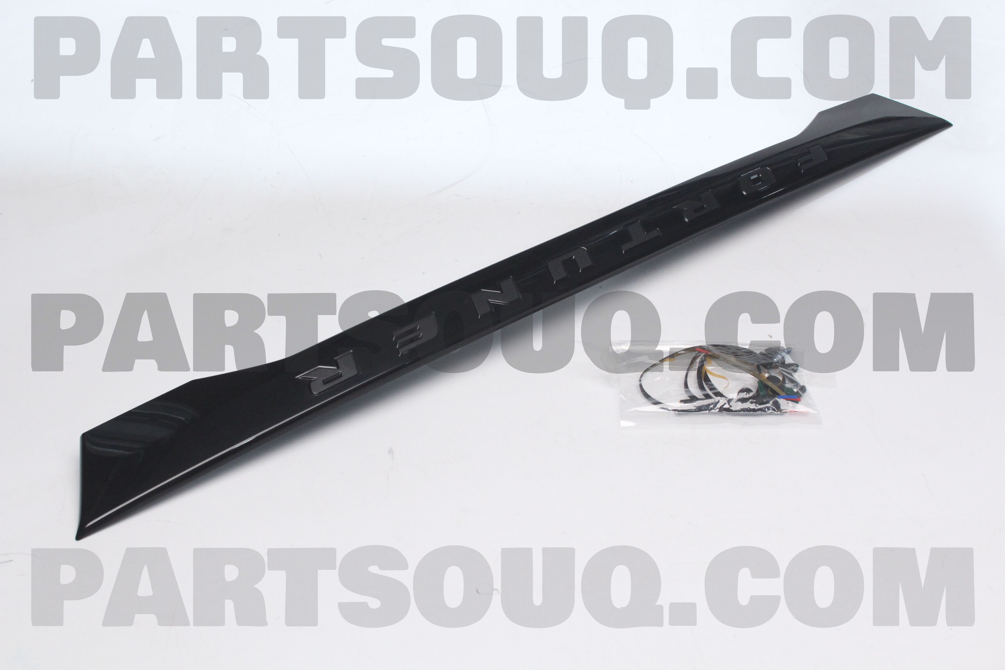 MUDGUARD, QUARTER PANEL, REAR LH 7662660170F0 | Toyota Parts | PartSouq