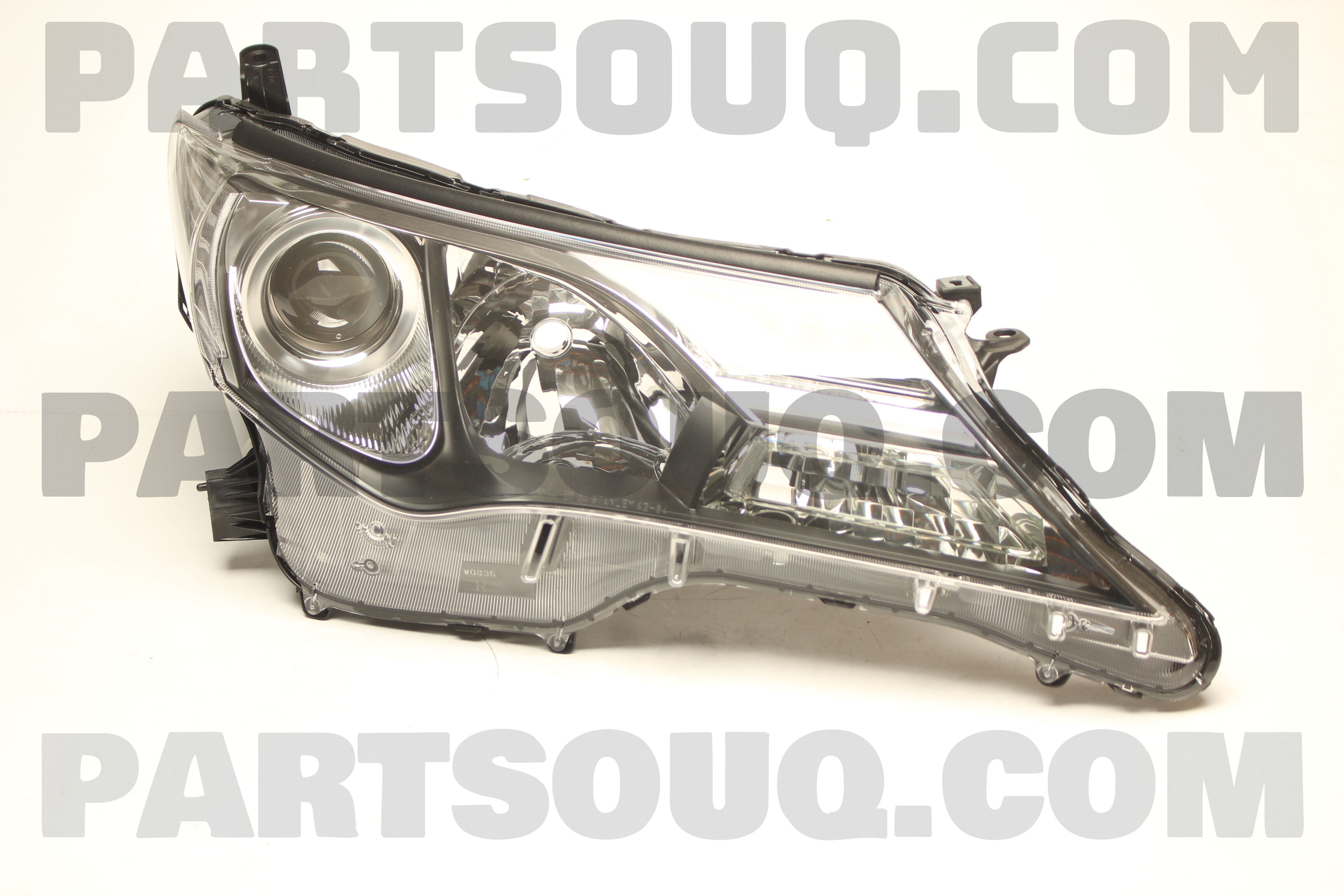UNIT ASSY, HEADLAMP, RH 8113042562 | Toyota Parts | PartSouq