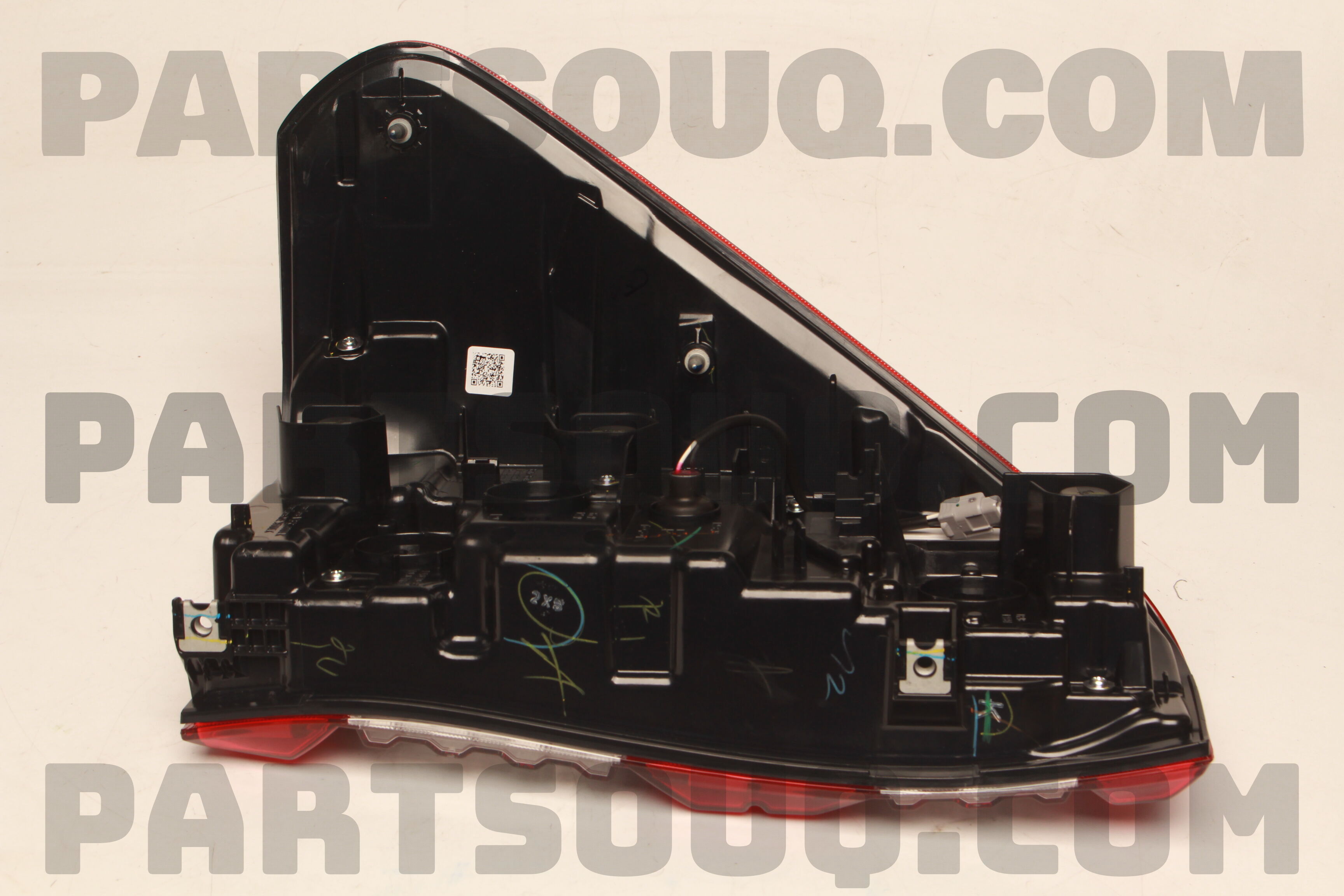 LENS & BODY RR COMB 815510K690 | Toyota Parts | PartSouq