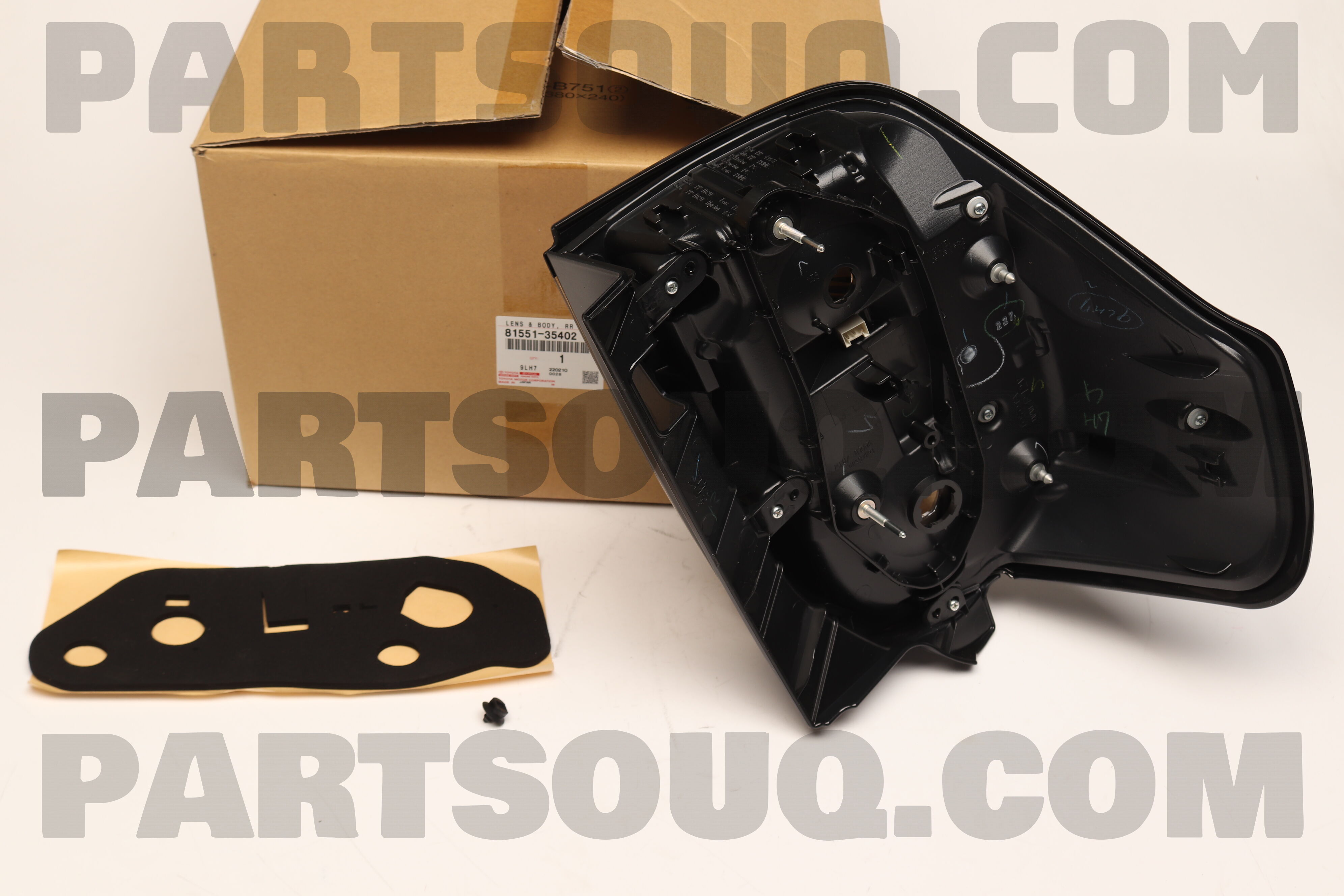 LENS & BODY, RR 8155135401 | Toyota Parts | PartSouq