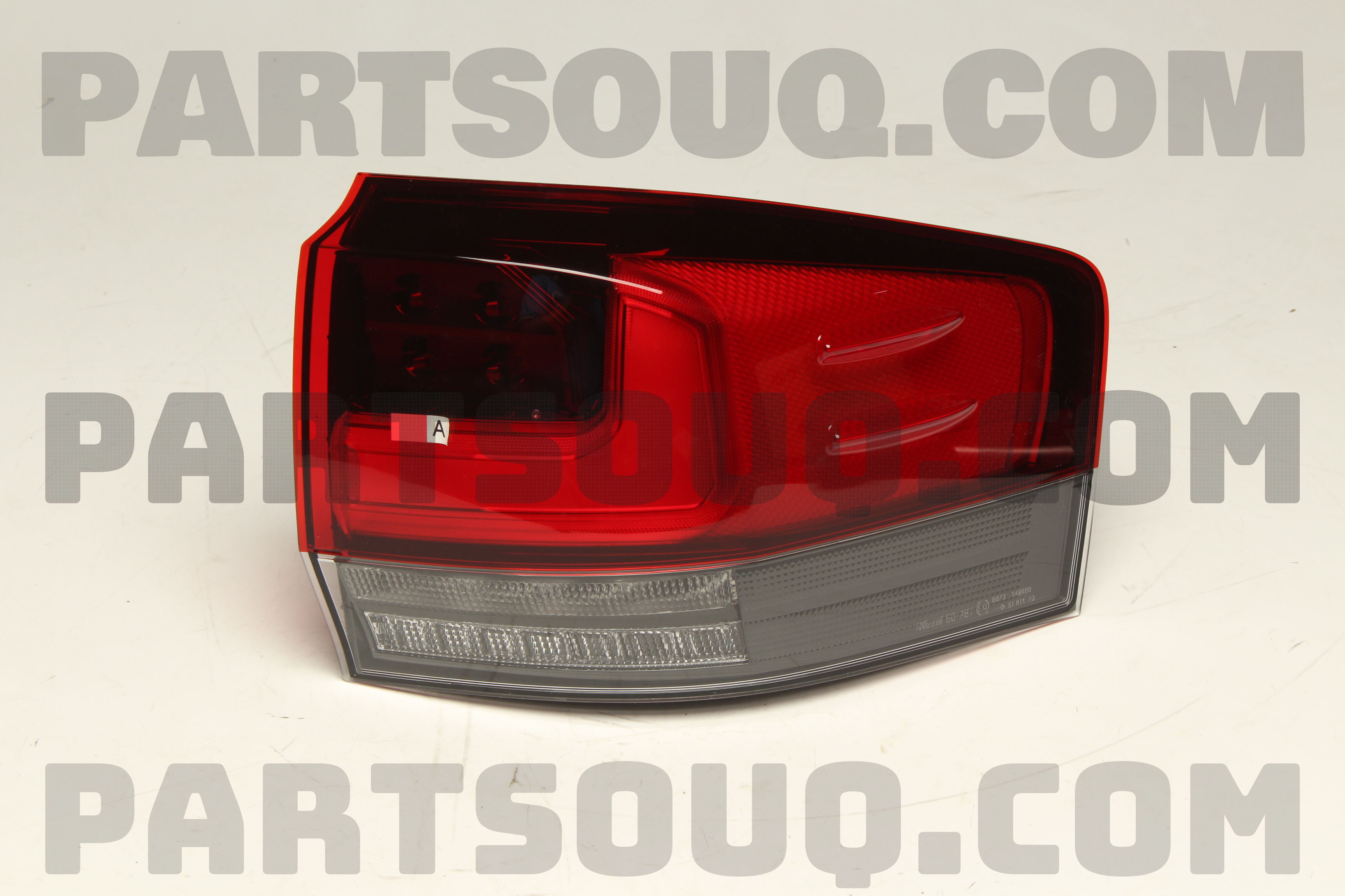 SOCKET, FRONT TURN SIGNAL LAMP 8155597223 | Toyota Parts | PartSouq