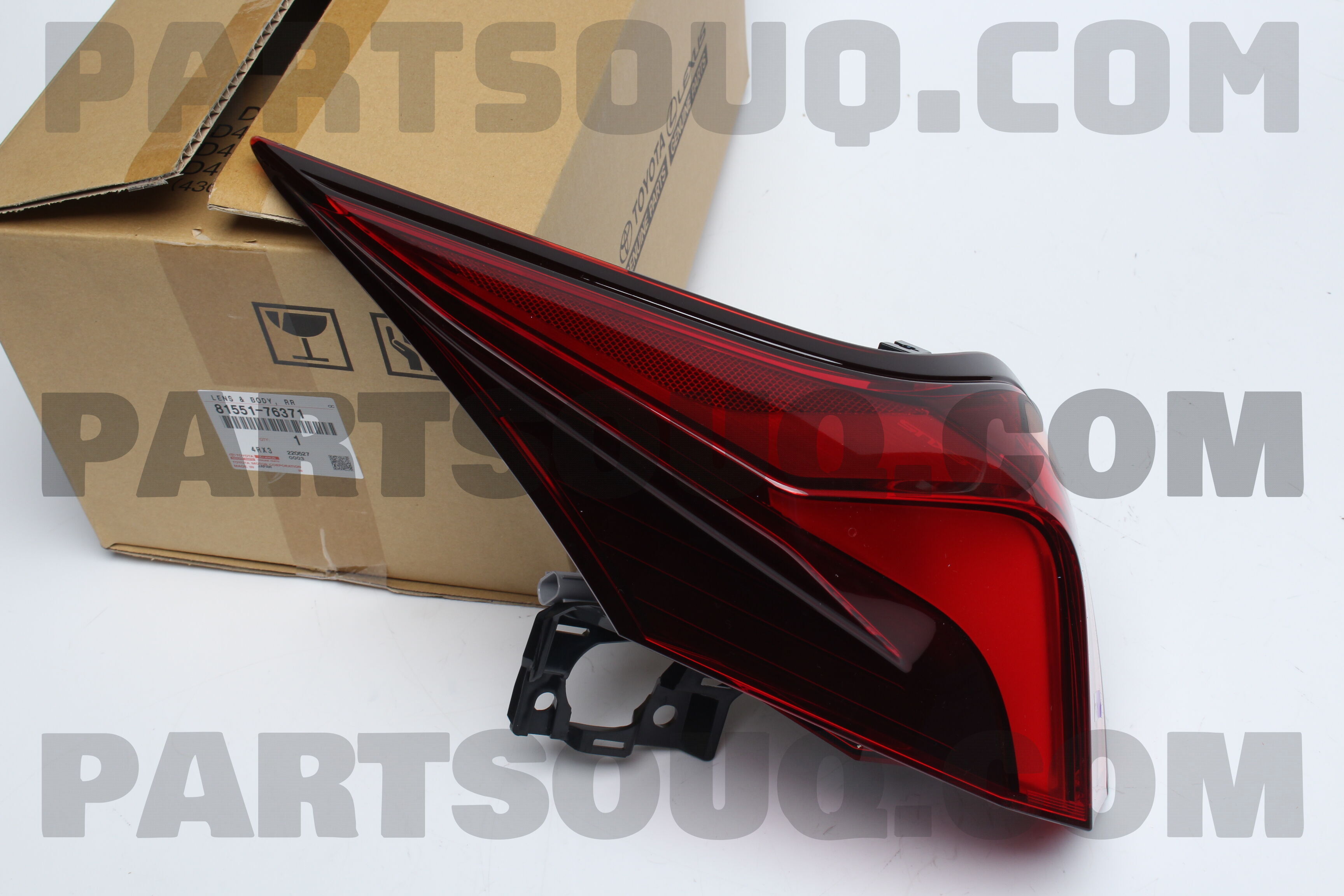 LENS & BODY RR 8155176320 | Toyota Parts | PartSouq