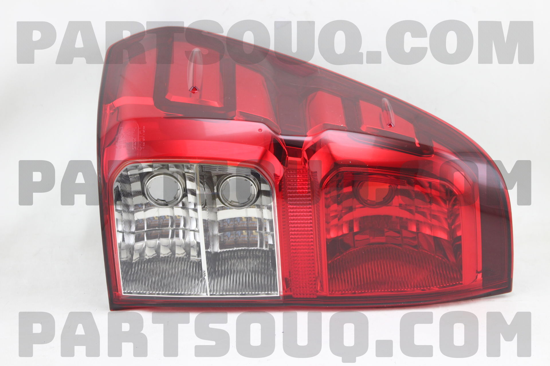 LENS & BODY RR COMB 815610K261 | Toyota Parts | PartSouq