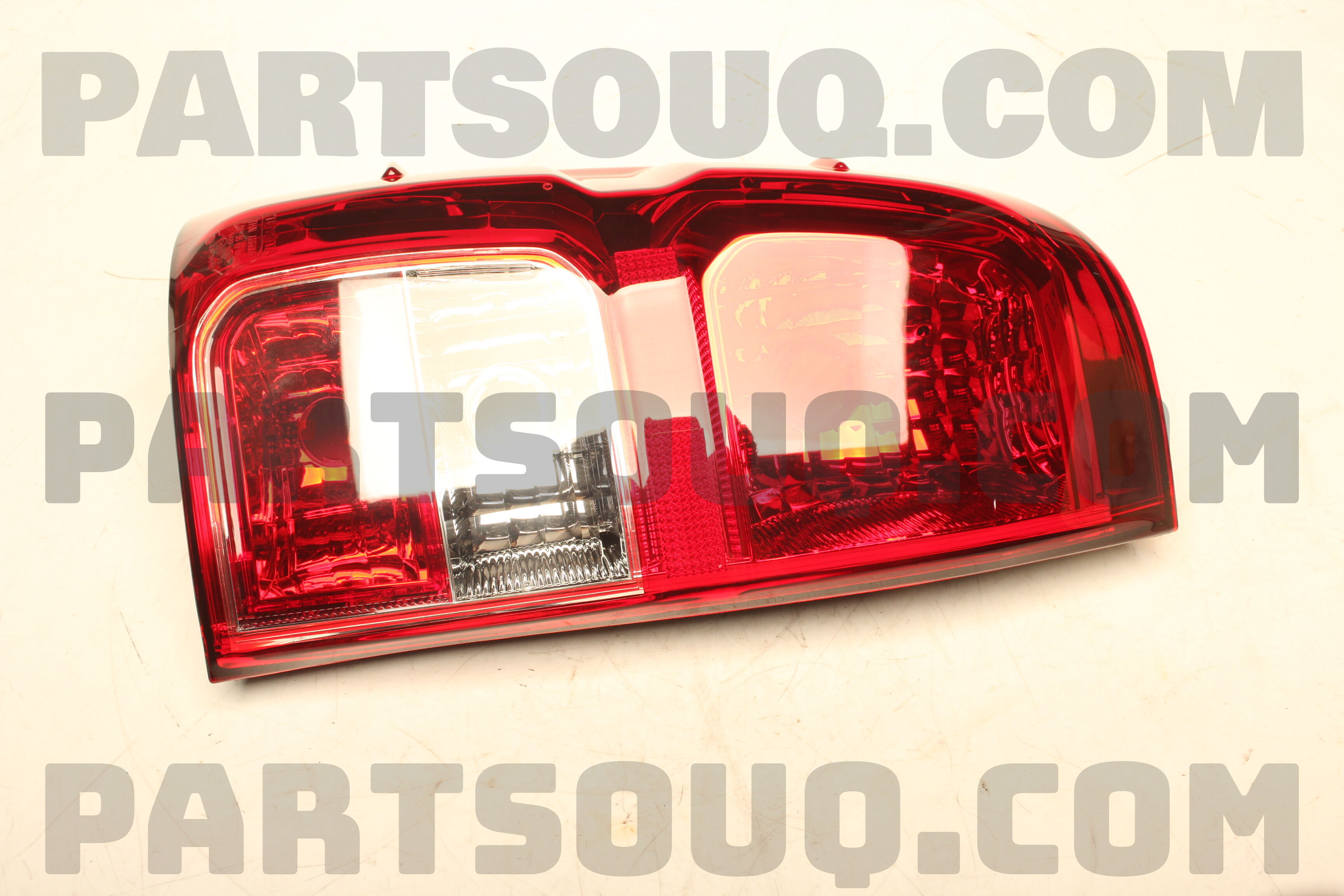 LENS & BODY RR COMB 815610K271 | Toyota Parts | PartSouq