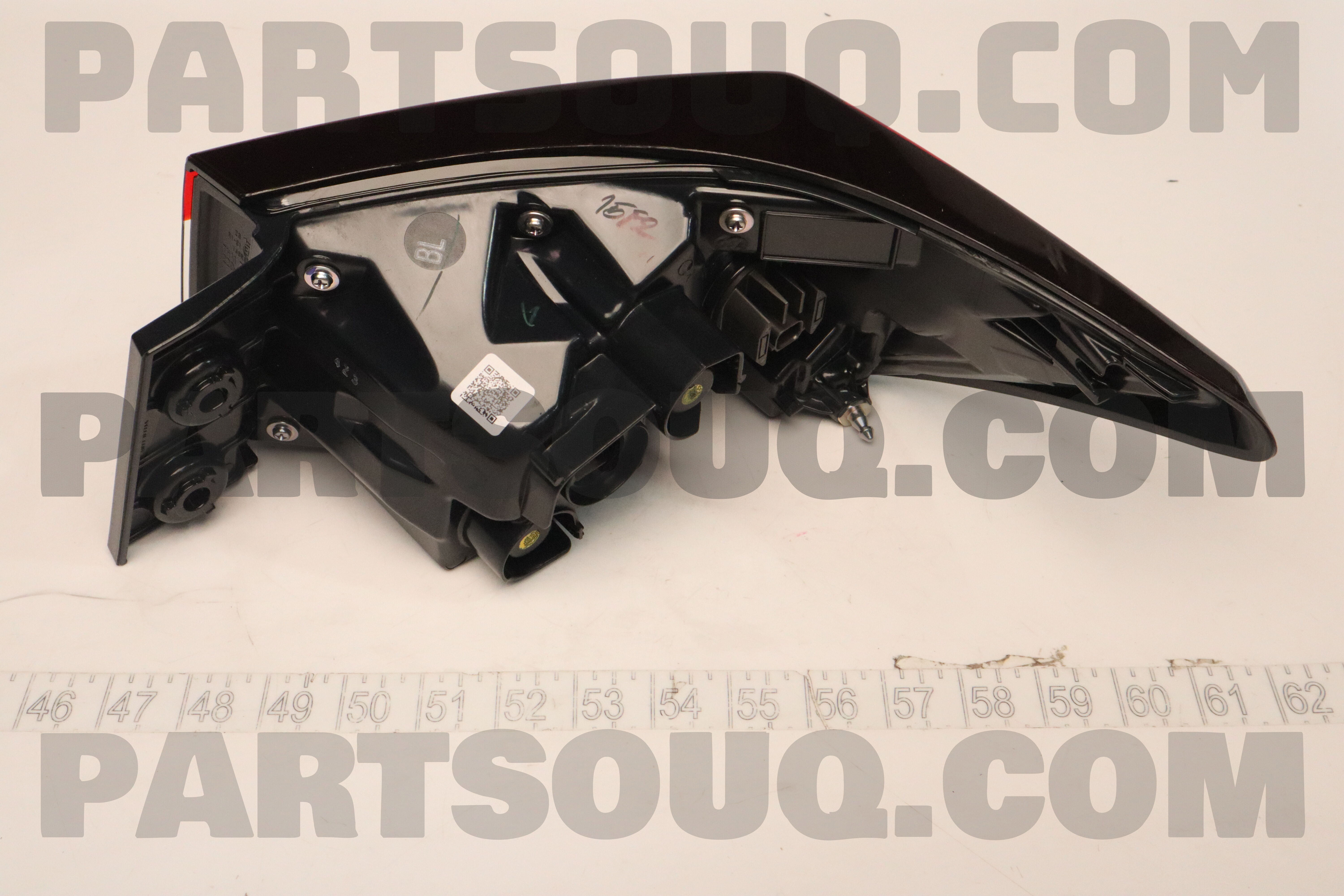 LENS & BODY RR COMB 81561BZ510 | Toyota Parts | PartSouq