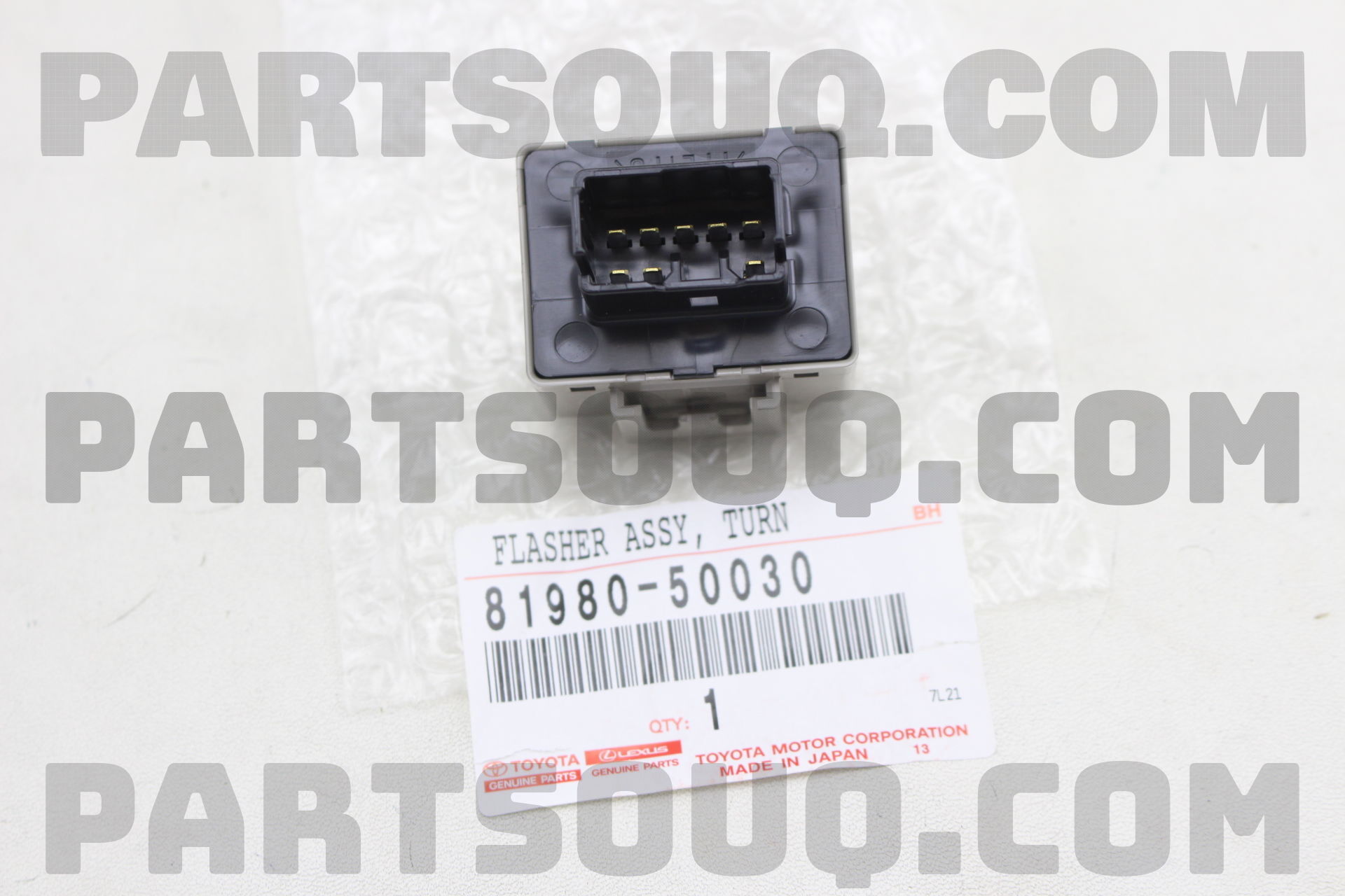 REFLECTOR ASSY, REFLEX, RH 8191035040 | Toyota Parts | PartSouq
