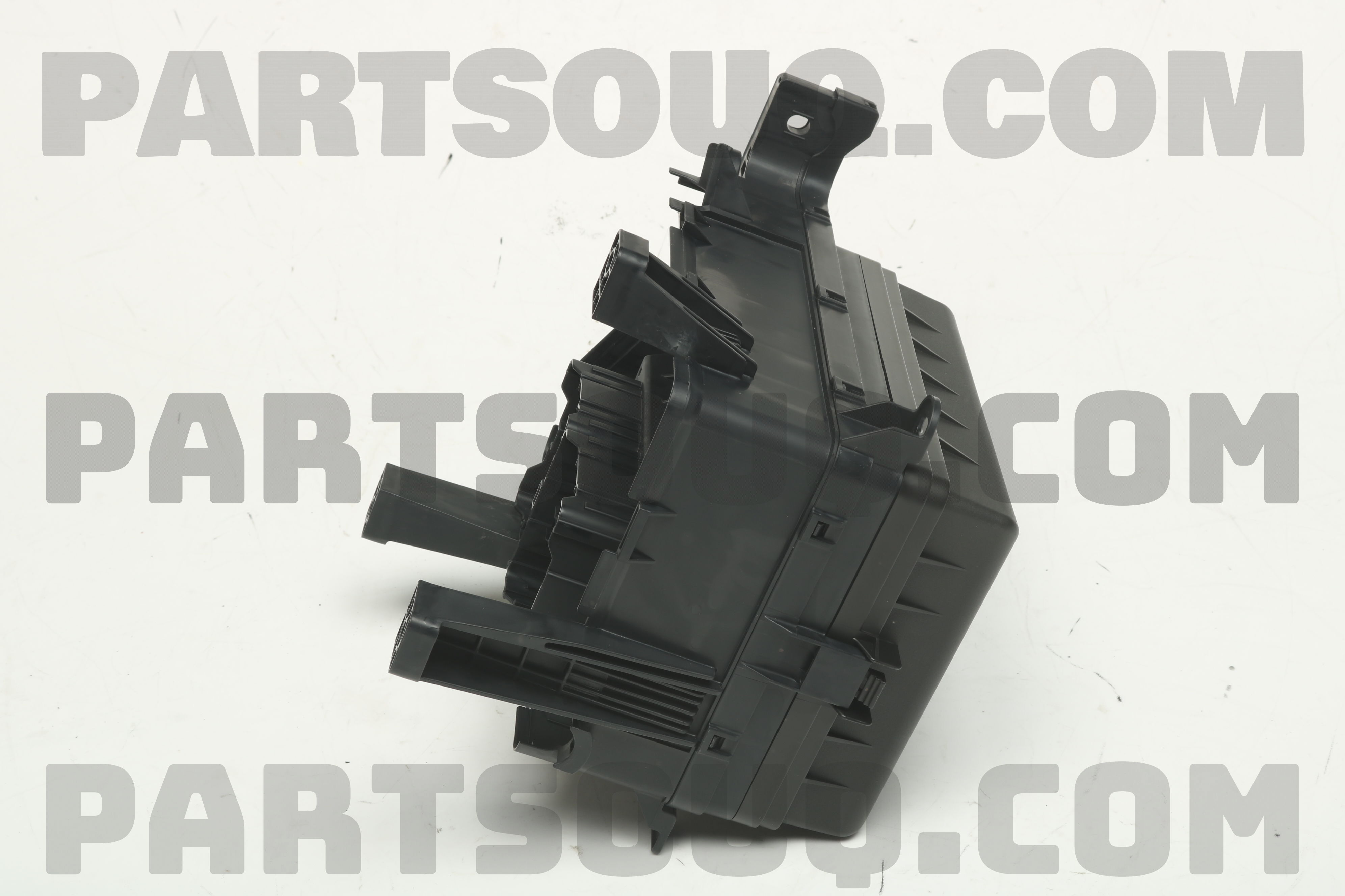 BLOCK ASSY, ENGINE ROOM JUNCTION 8272060070 | Toyota Parts | PartSouq