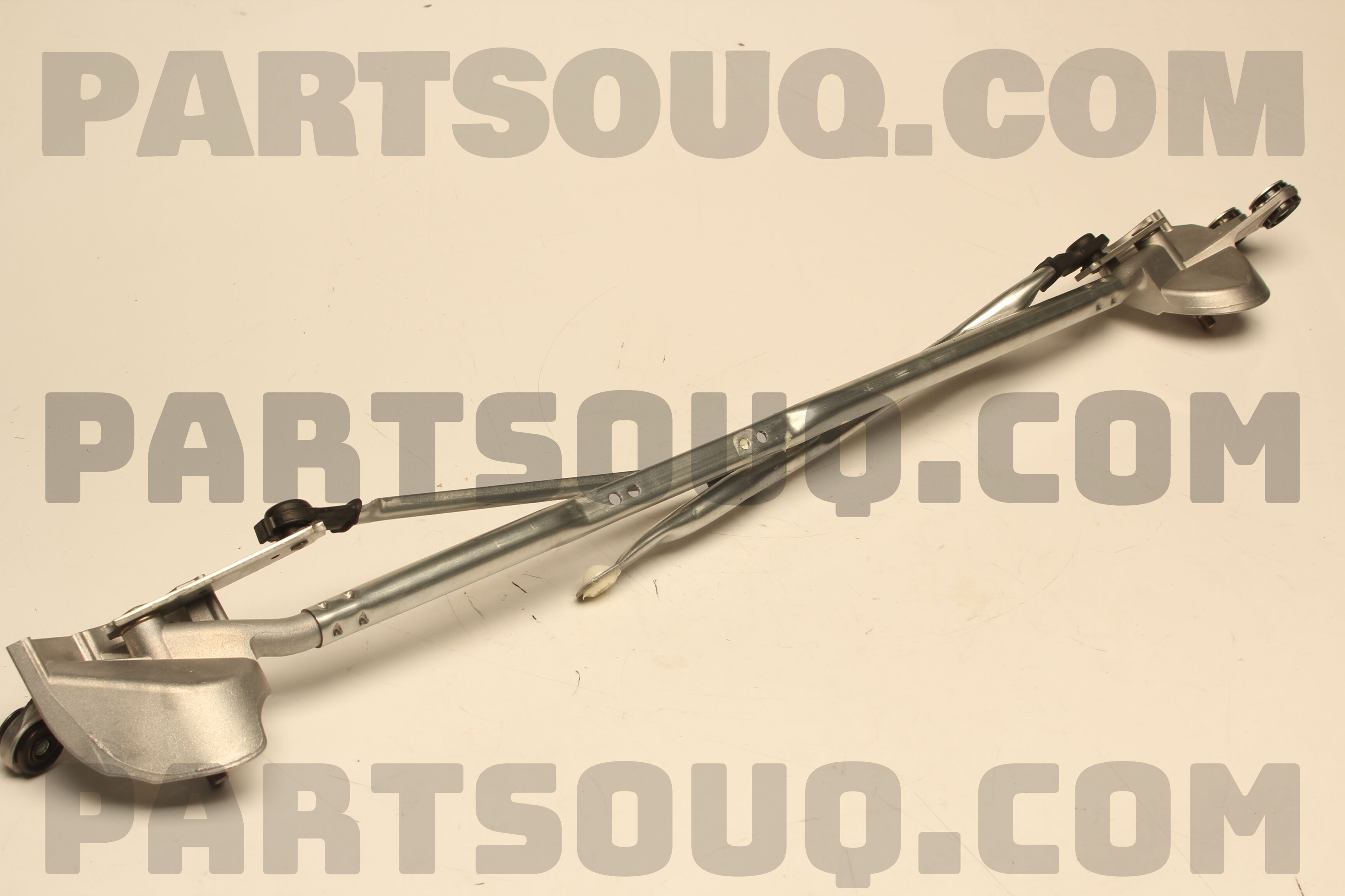 LINK ASSY FR WIPER 8515060321 | Toyota Parts | PartSouq