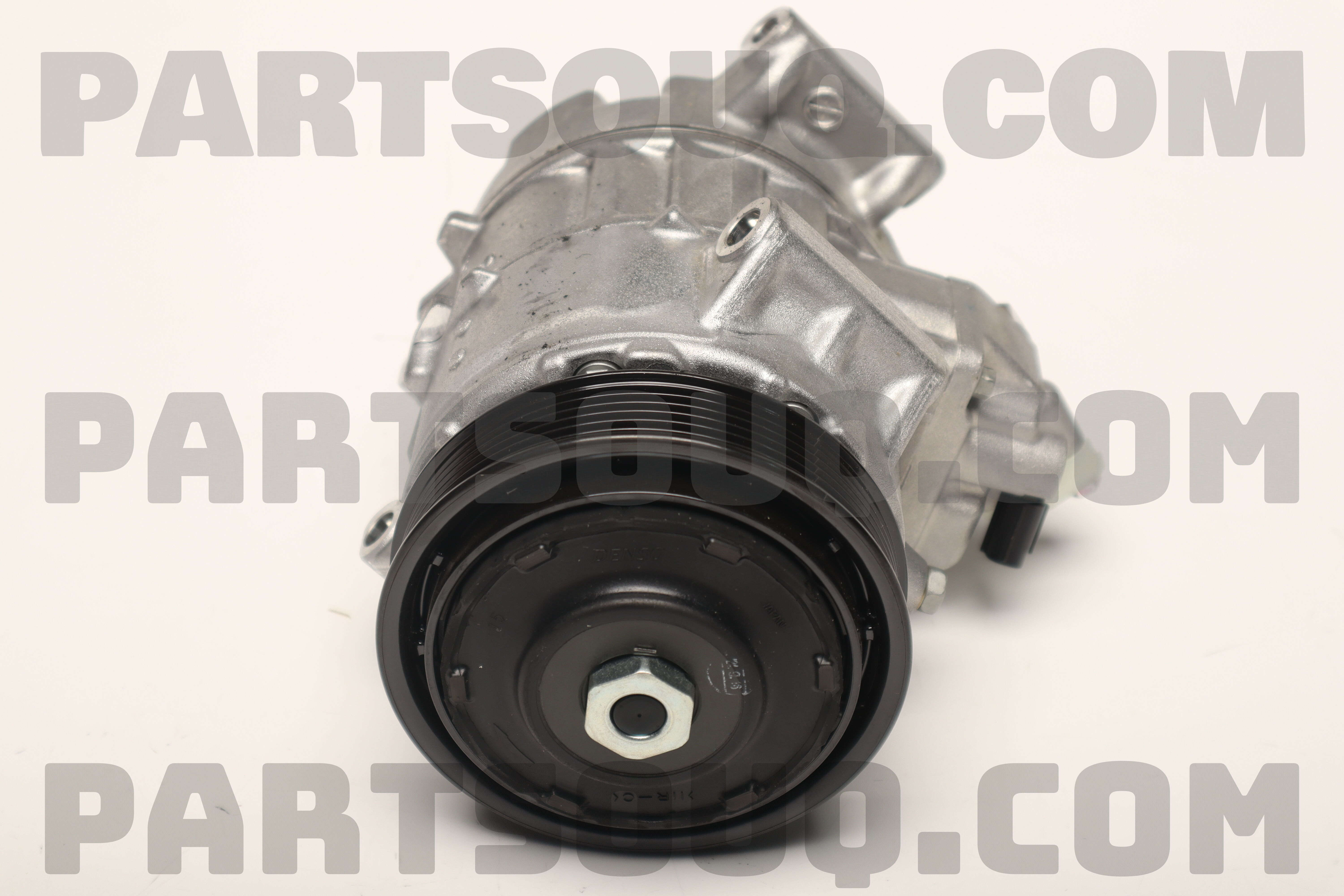 COMPRESSOR ASSY, W/PULLEY 8831006441 | Toyota Parts | PartSouq