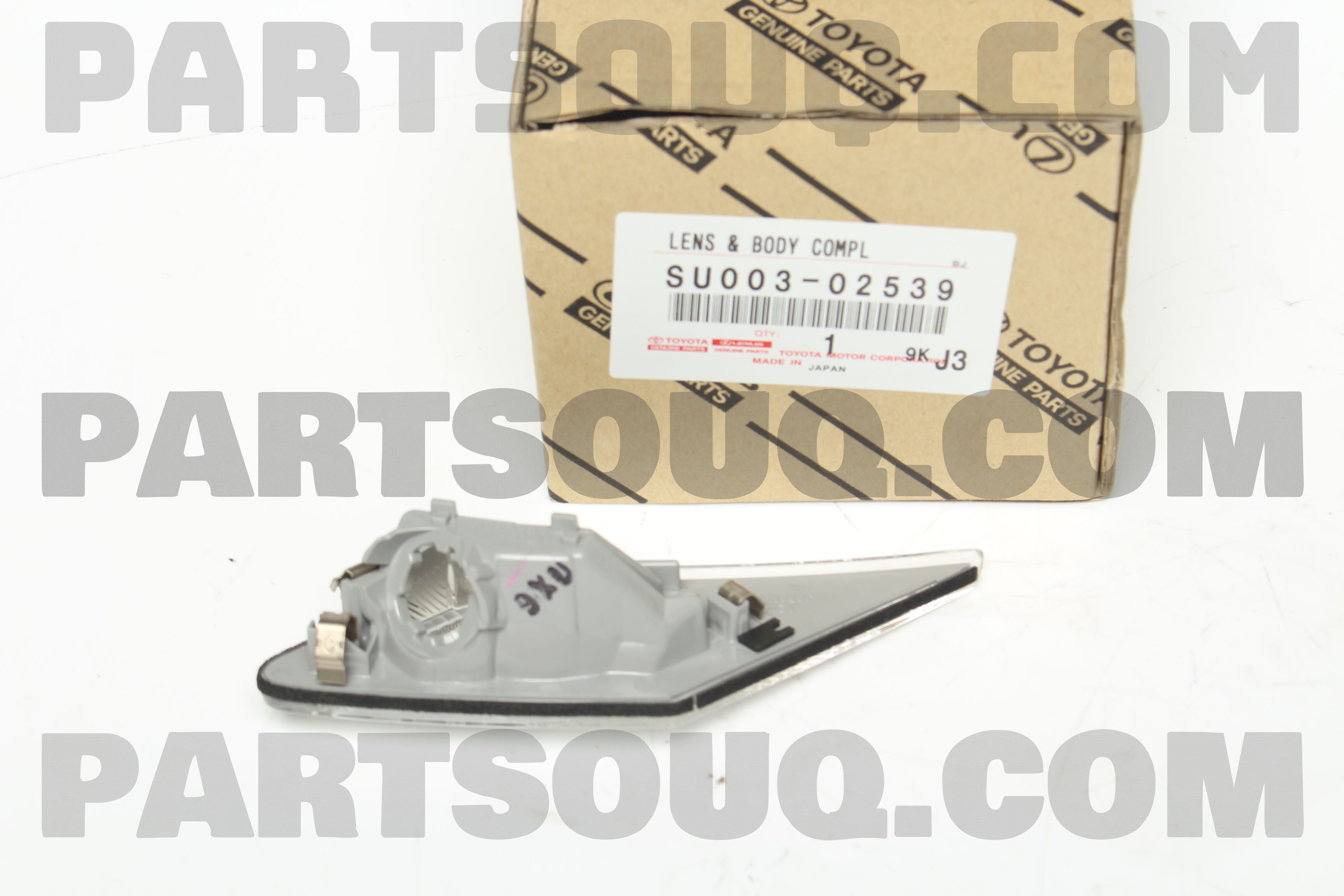 LAMP ASSY, SIDE TURN SIGNAL, LH SU00302539 | Toyota Parts | PartSouq